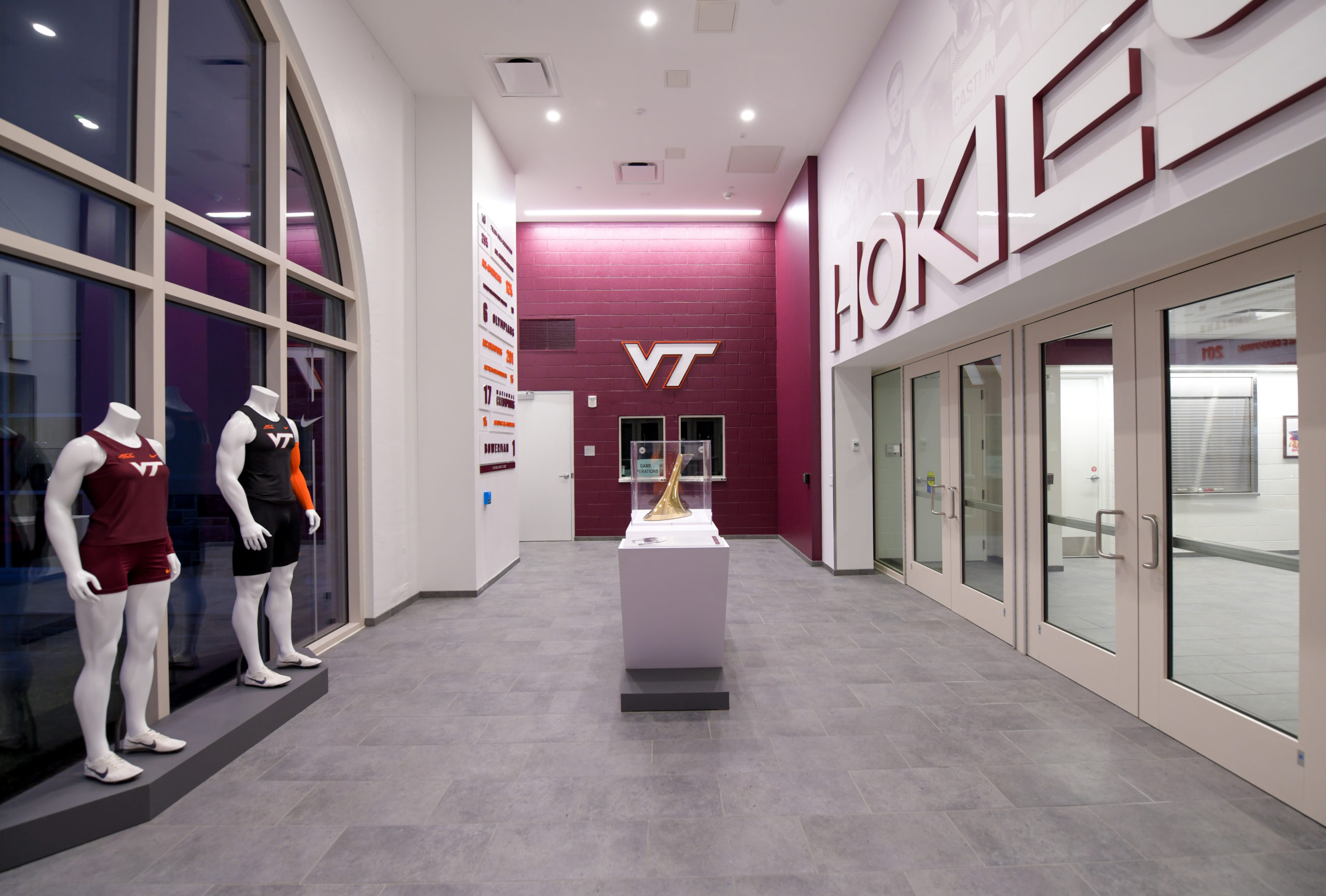 Rector Fieldhouse - Advent